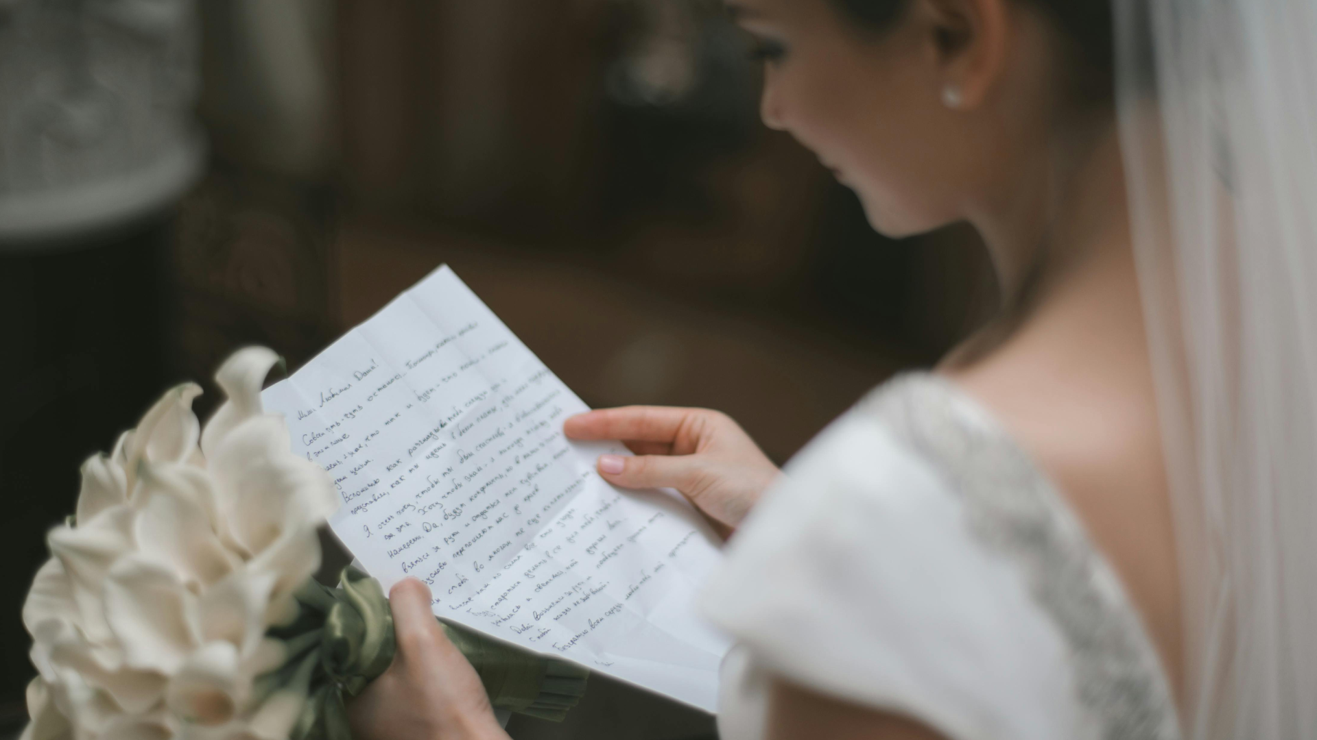The Art of Writing Heartfelt Vows For Your Wedding