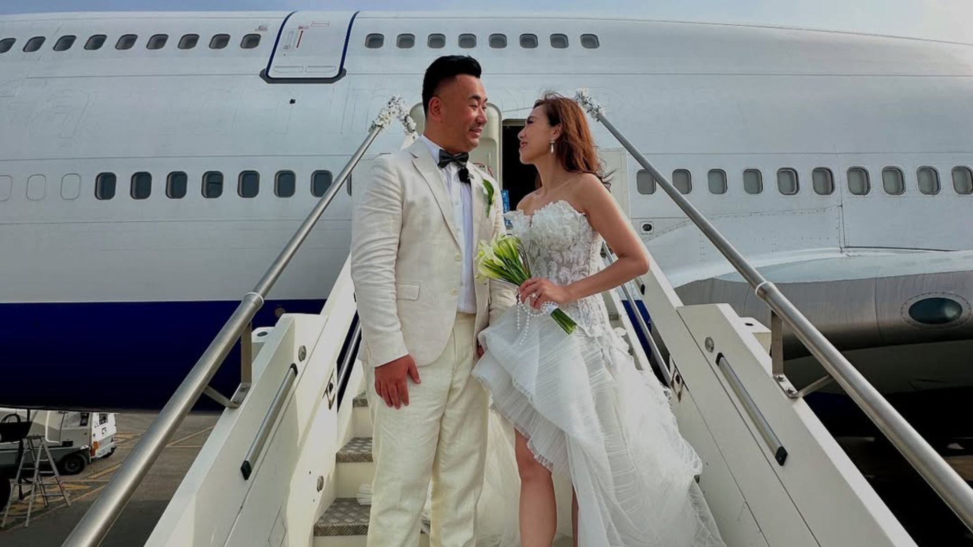 Sam Chui’s Iconic Wedding Swept Everyone Off Their Feet (Literally!)
